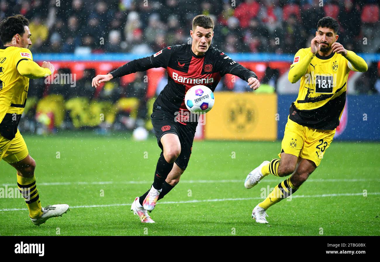 Bundesliga, BayArena Leverkusen: Bayer Leverkusen vs Borussia Dortmund ...