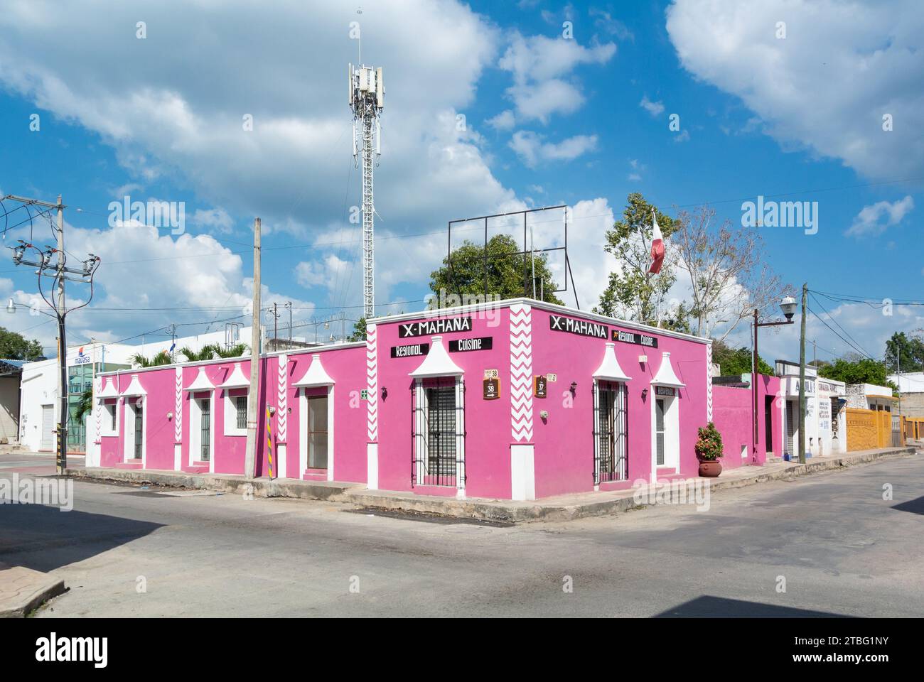 Valladolid, Yucatan, Mexico, Pink colonial architecture in the street ...