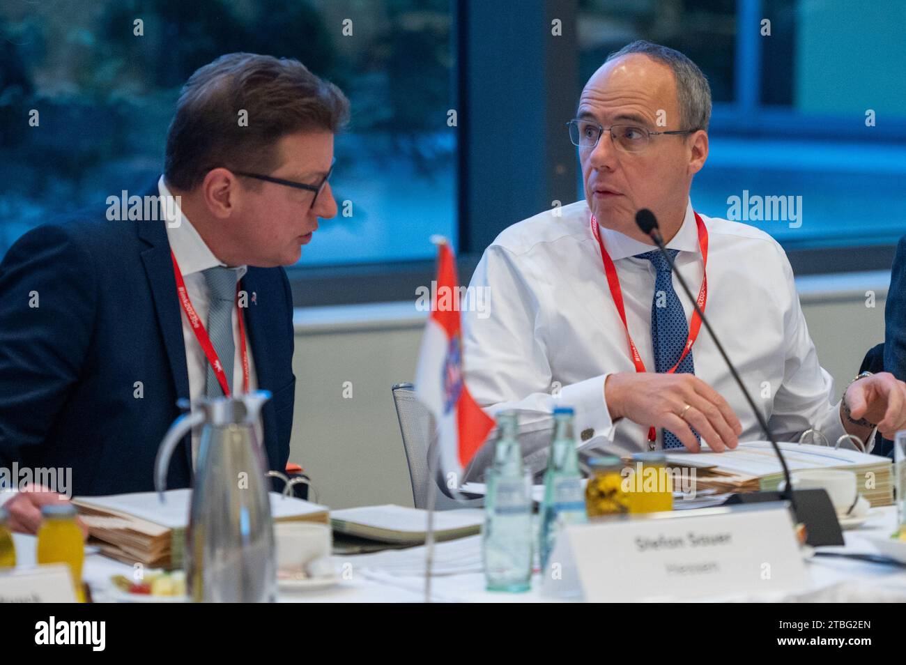 Berlin, Germany. 07th Dec, 2023. Stefan Sauer (CDU, l), State Secretary ...