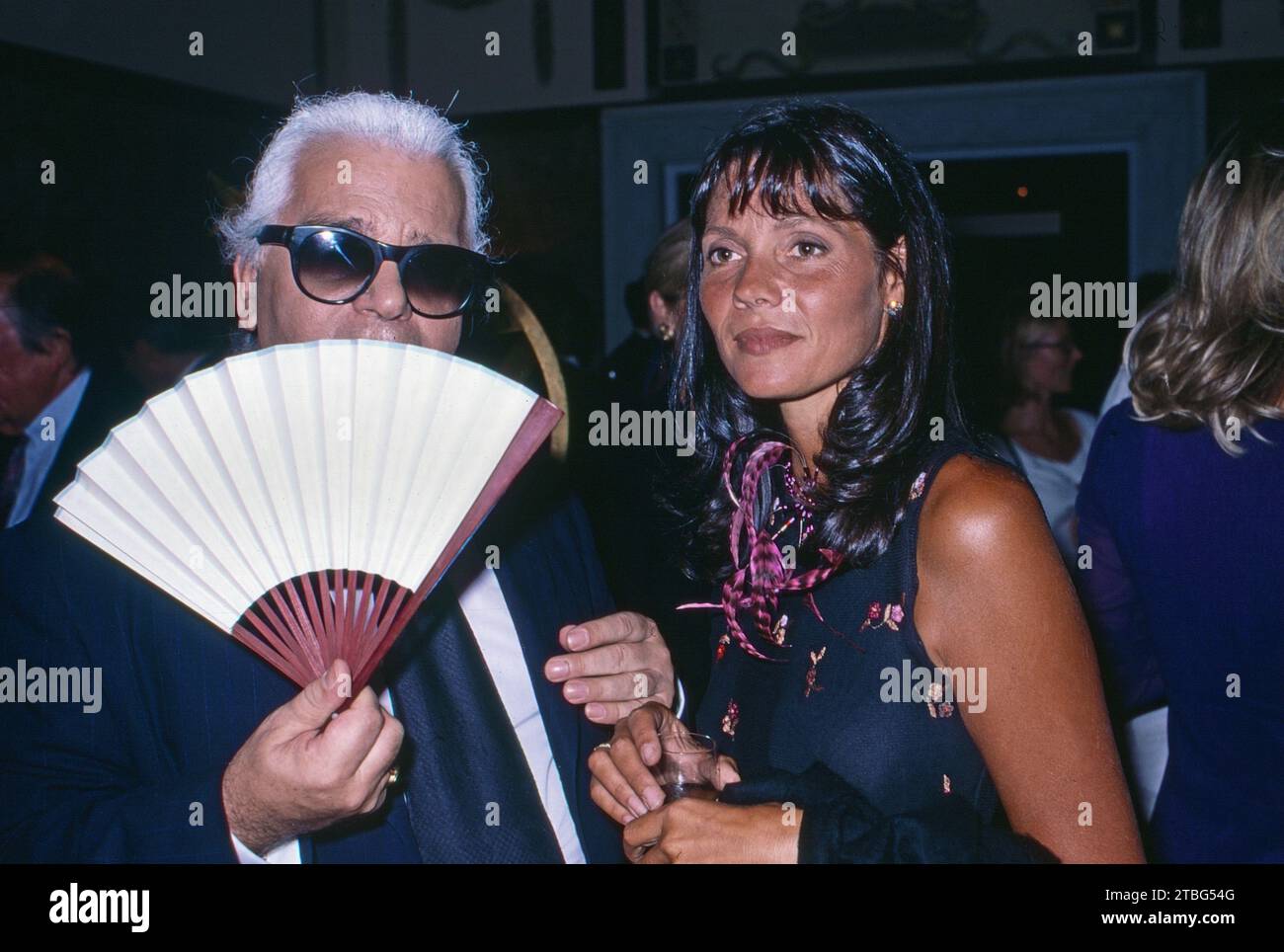 Karl lagerfeld fan hi-res stock photography and images - Alamy