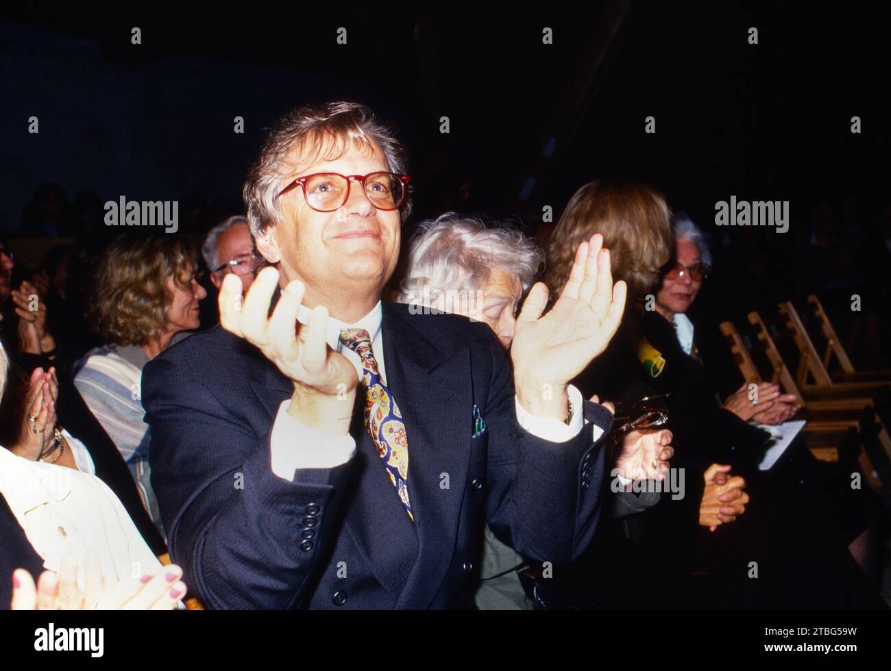 Pianist Justus Frantz als Konzertbesucher, circa 1993 Stock Photo - Alamy Pianist Justus Frantz als Konzertbesucher, circa 1993 Stock Photo - Alamy