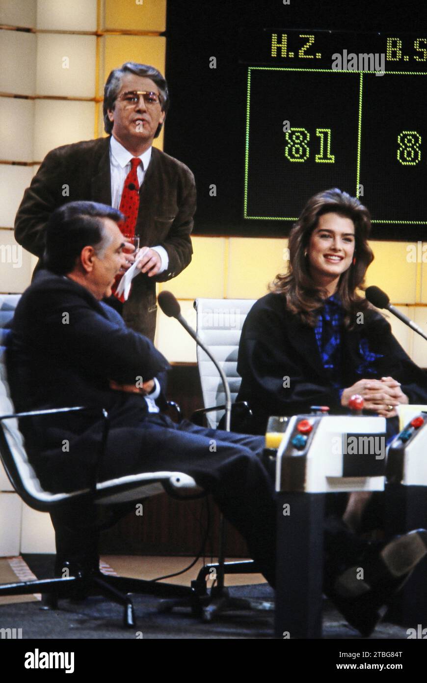 Helmut Zilk, Wiener Bürgermeister, Moderator Frank Elstner und die ...