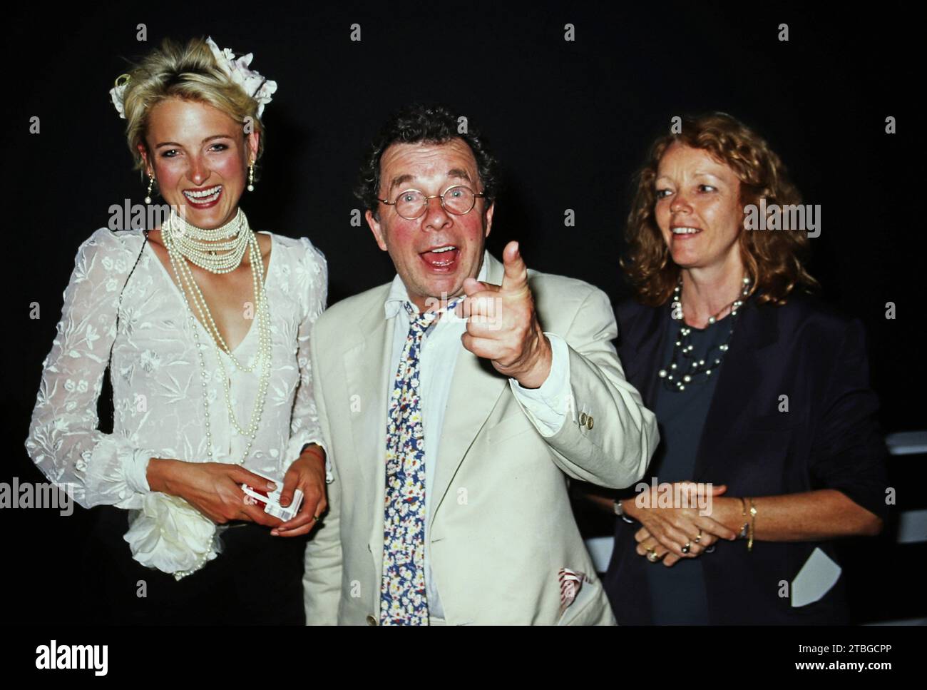 Marie Louise zu Schaumburg-Lippe, genannt Lilly mit Journalist, Film ...