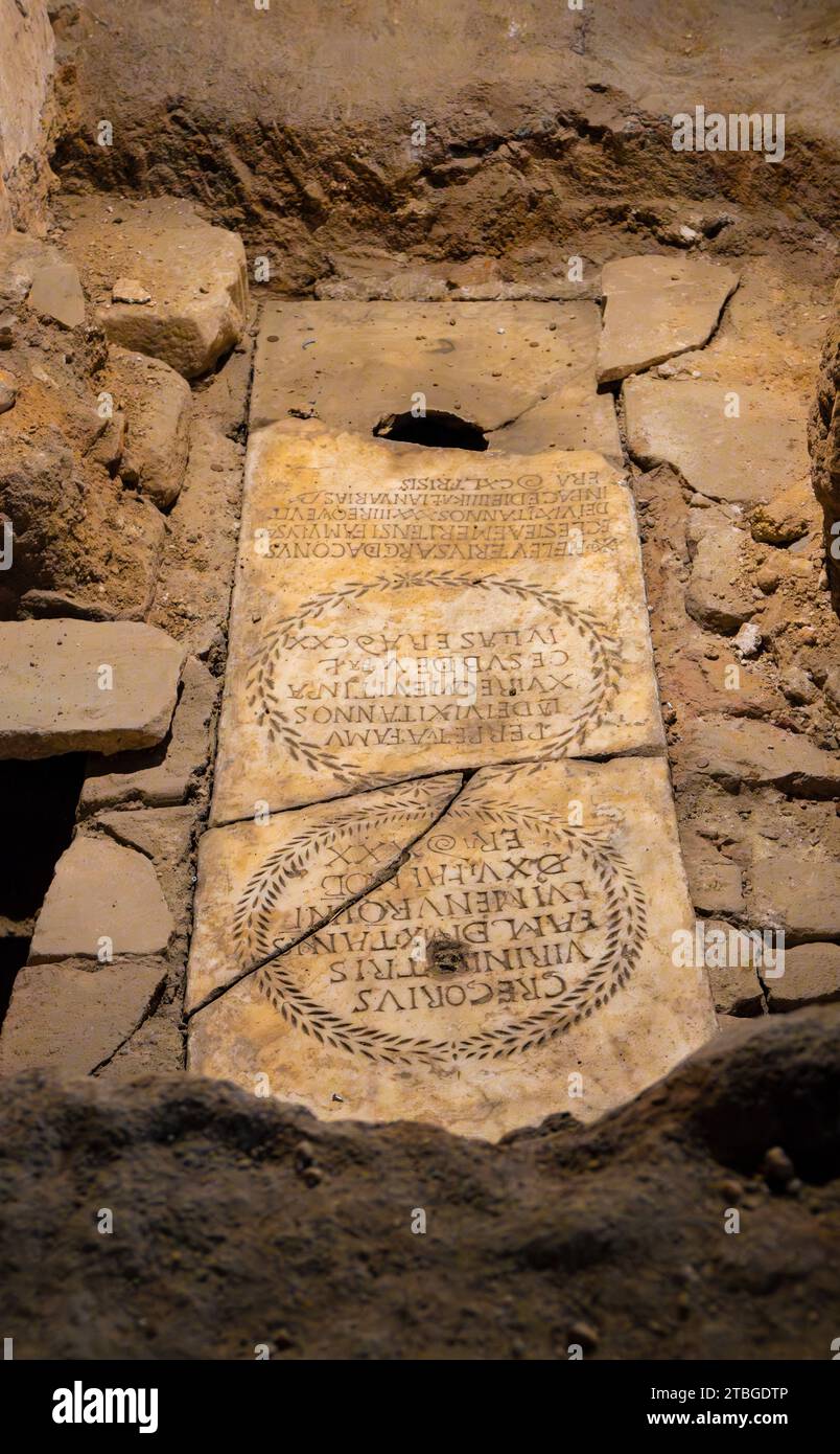 Medieval tombstone hi-res stock photography and images - Alamy