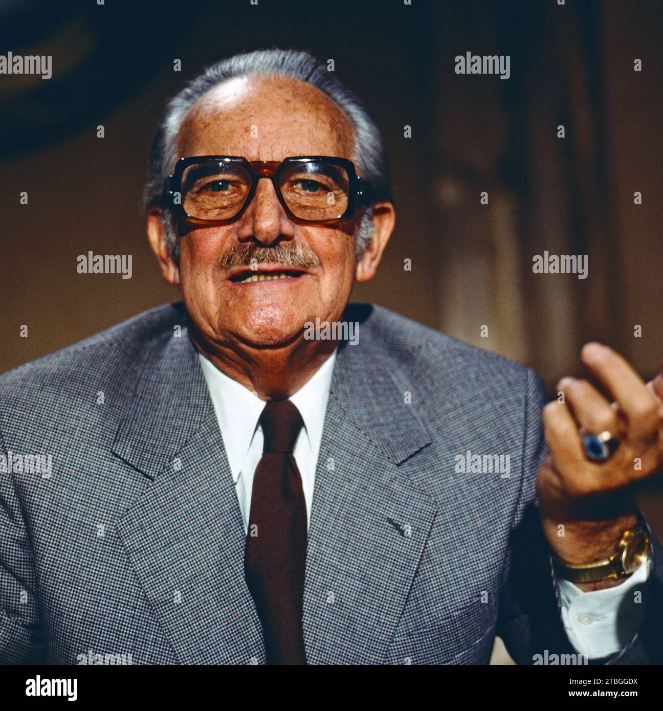 Fred Rauch, Liedtexter und Kabarettist aus Österreich, Hörfunkmoderator ...