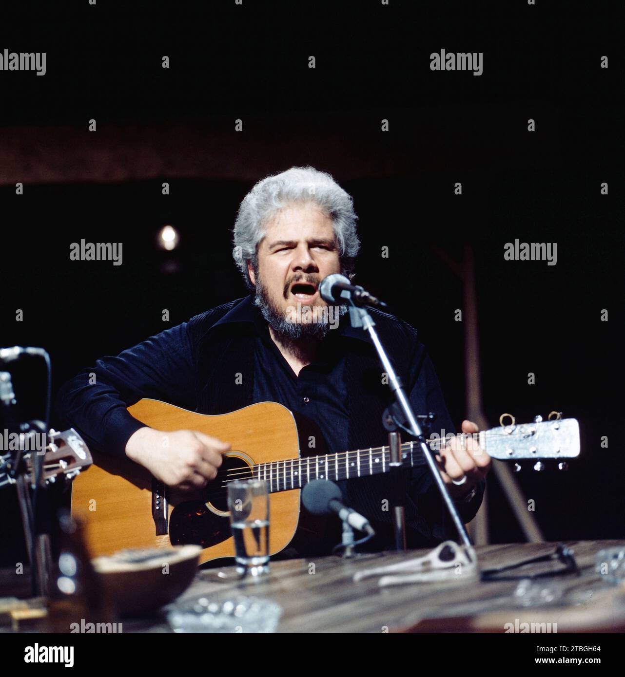 Bill Ramsey, amerikanisch-deutscher Jazz- und Schlagersänger, Fernseh ...