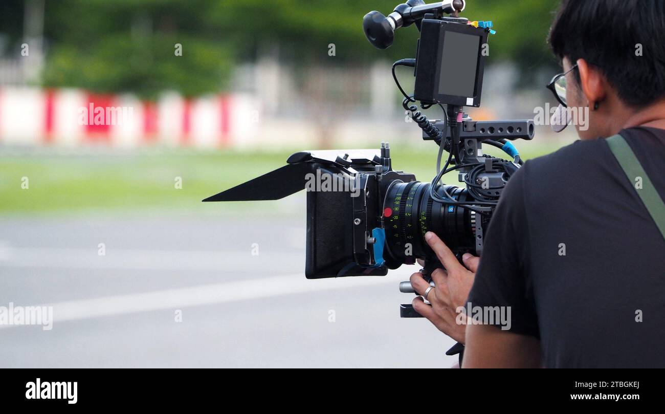 Camera team hi-res stock photography and images - Alamy