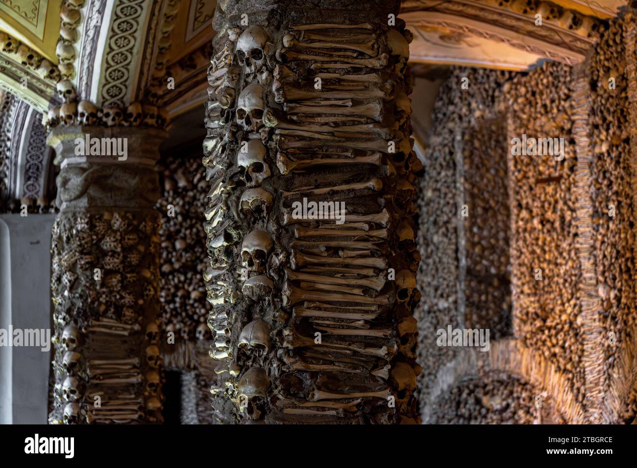 Columns and walls covered and decorated with human bones and skulls ...