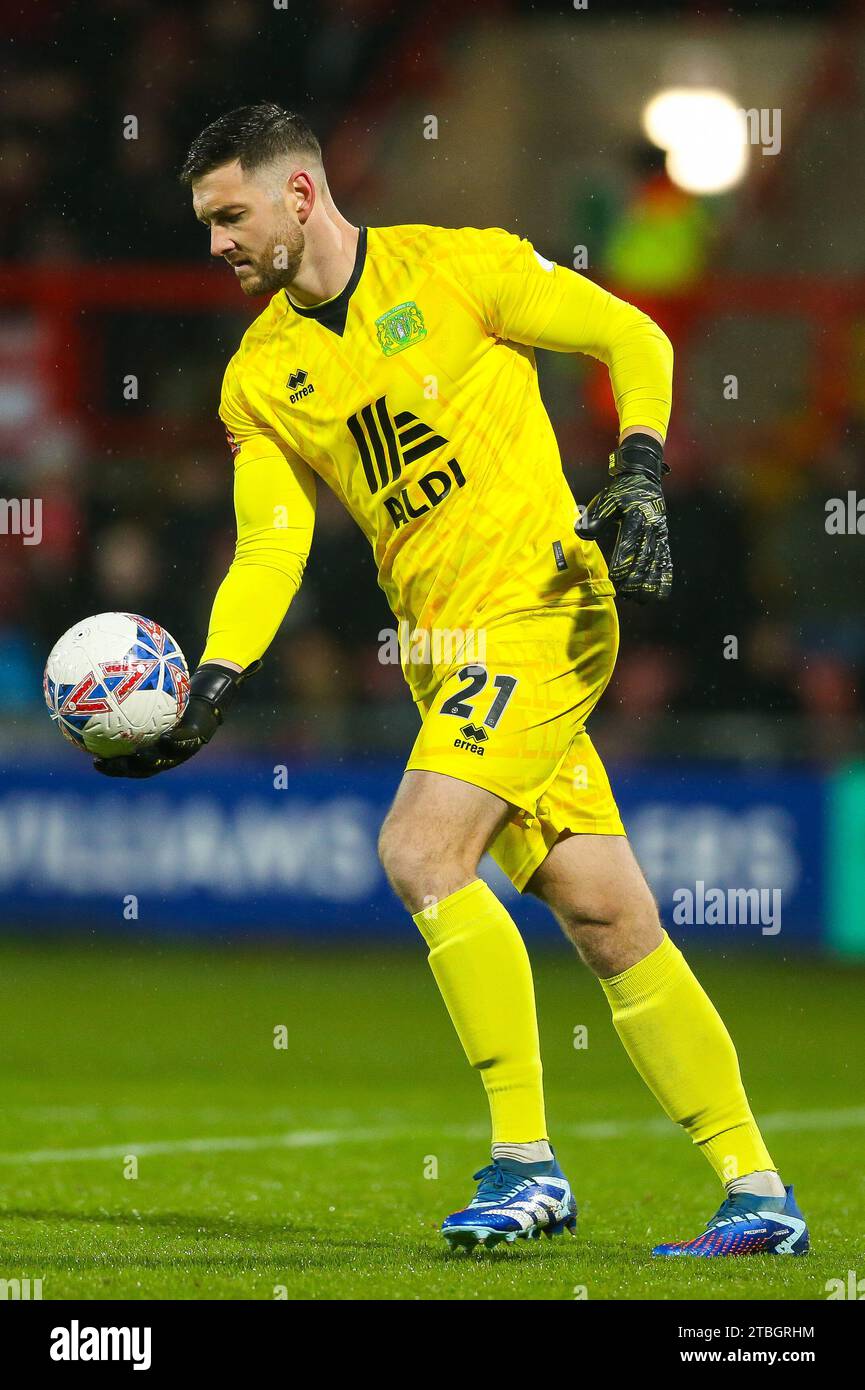 Wrexham v yeovil town hi-res stock photography and images - Alamy