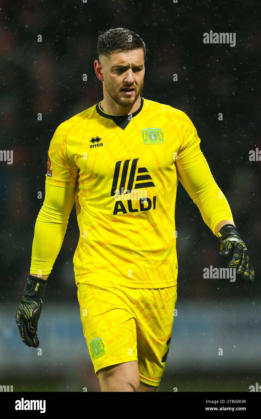 Wrexham v yeovil town hi-res stock photography and images - Alamy