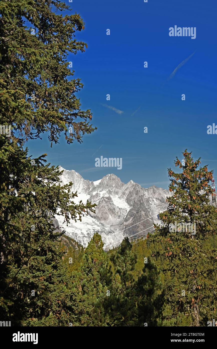 Morgex, Aosta Valley, Italy. Le Grandes Jorassesn range with the Dente ...