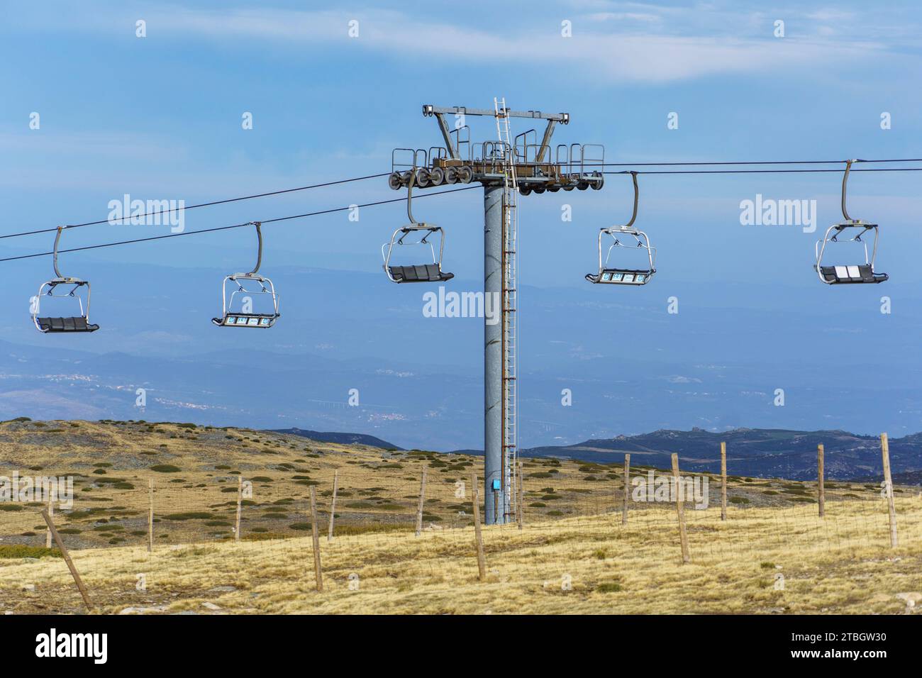 Chairlift scenery hi-res stock photography and images - Alamy
