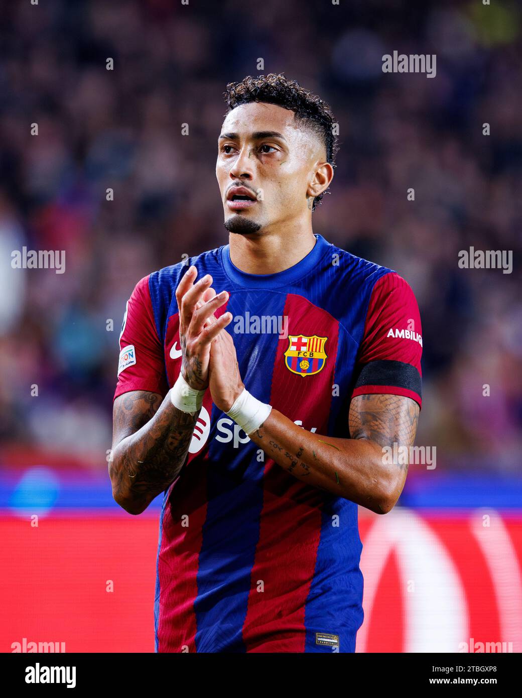 BARCELONA - NOV 28: Raphinha in action during the Champions League ...