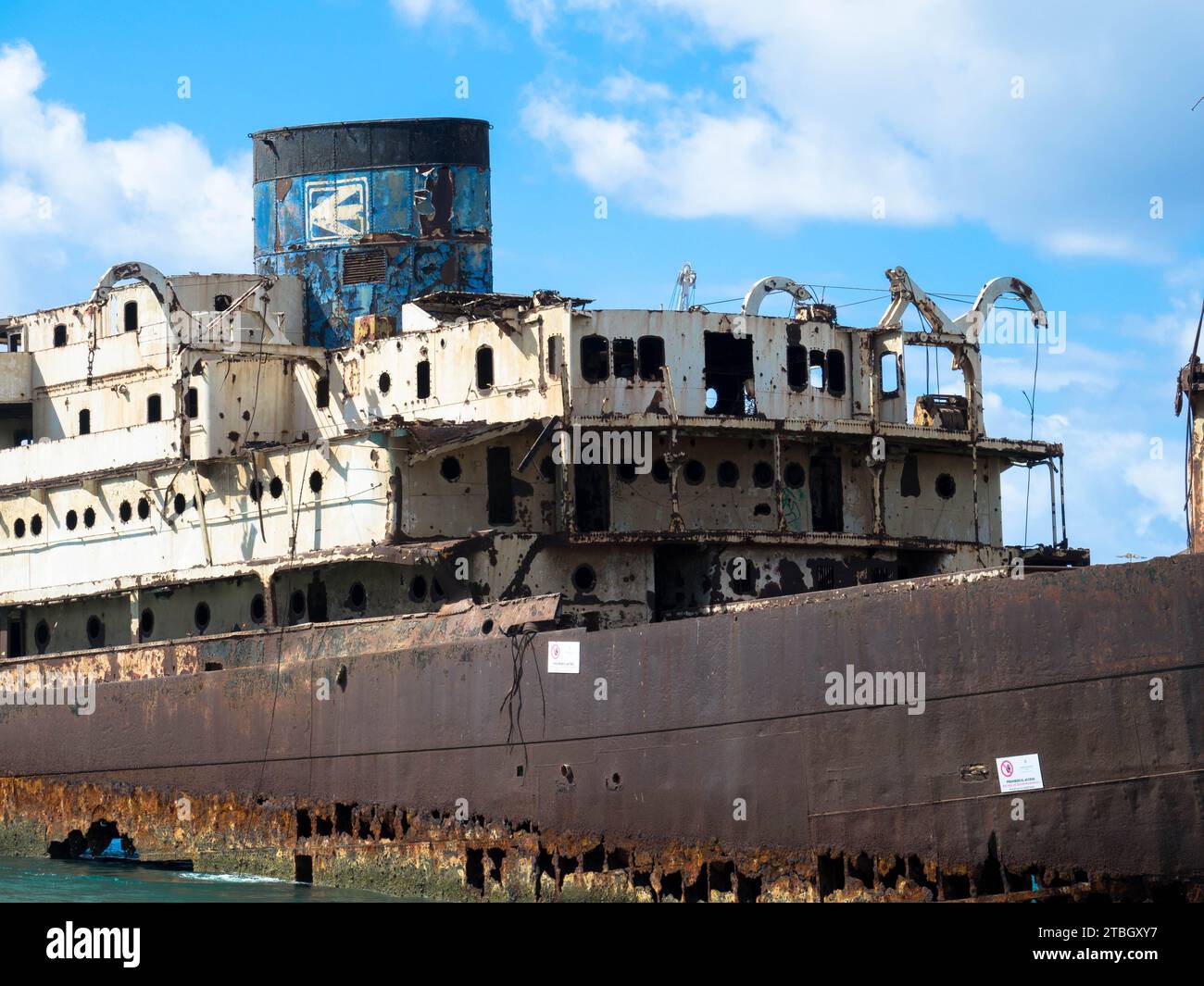 Shipwreck called Temple Hall or Telamon in a bay near Arrecifes ...