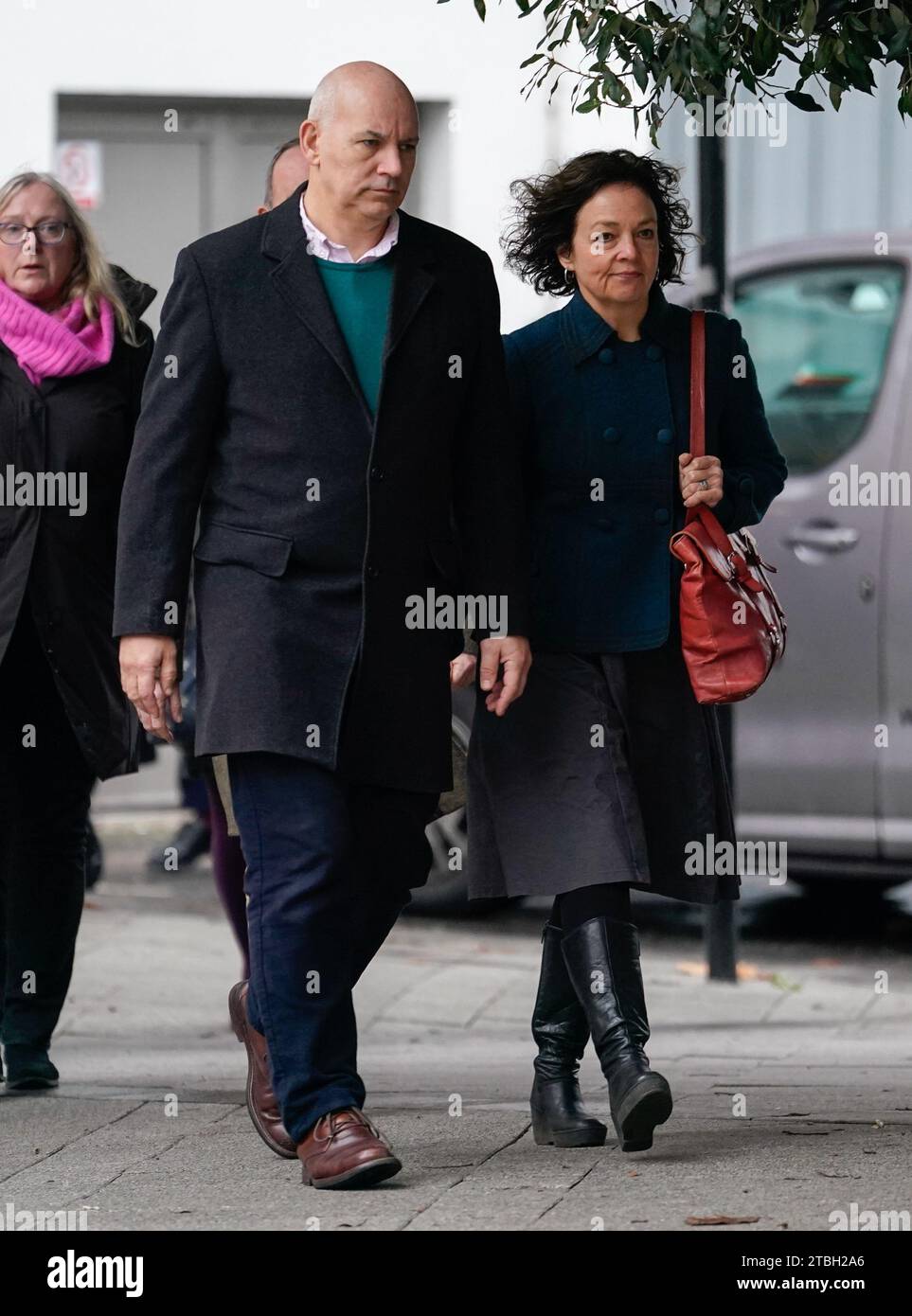 Julia Waters (right), sister of Ruth Perry, arrives at Berkshire ...