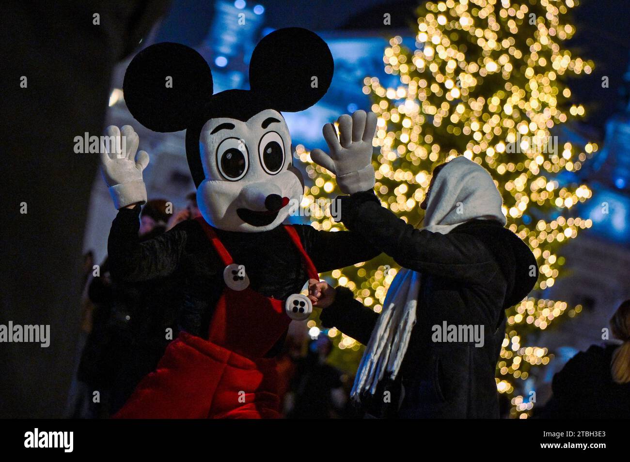 LVIV, UKRAINE - DECEMBER 5, 2023 - An entertainer in the costume of ...