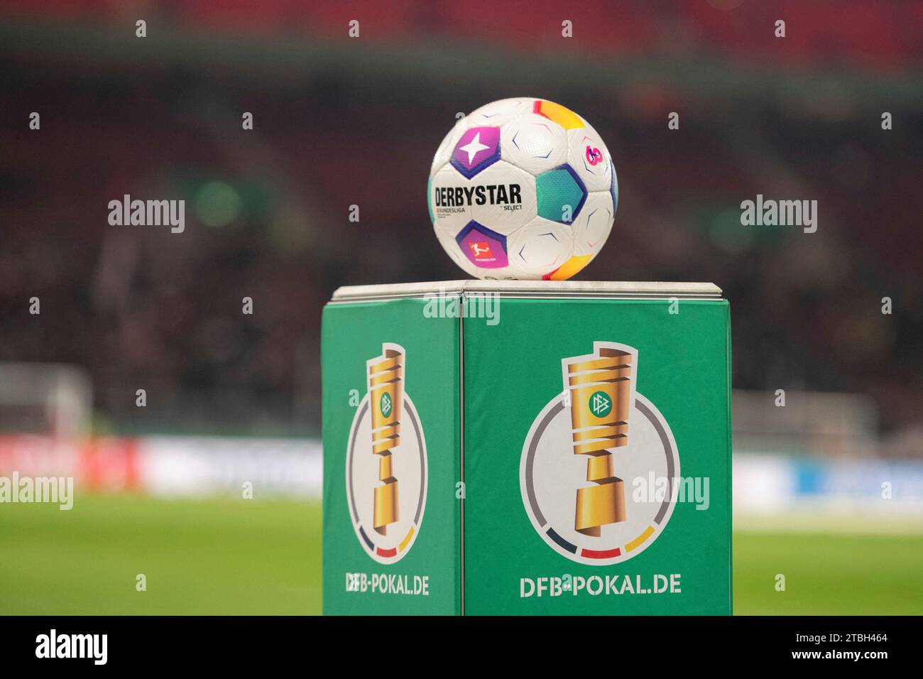 Fussball pokalwettbewerb hi-res stock photography and images - Alamy