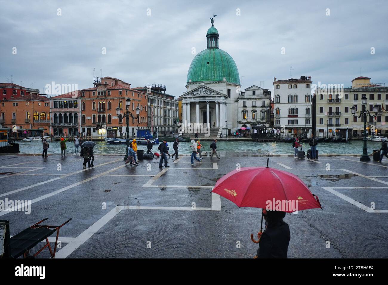 Fondamenta Santa Lucia, Venice in the rain looking across the Grand ...