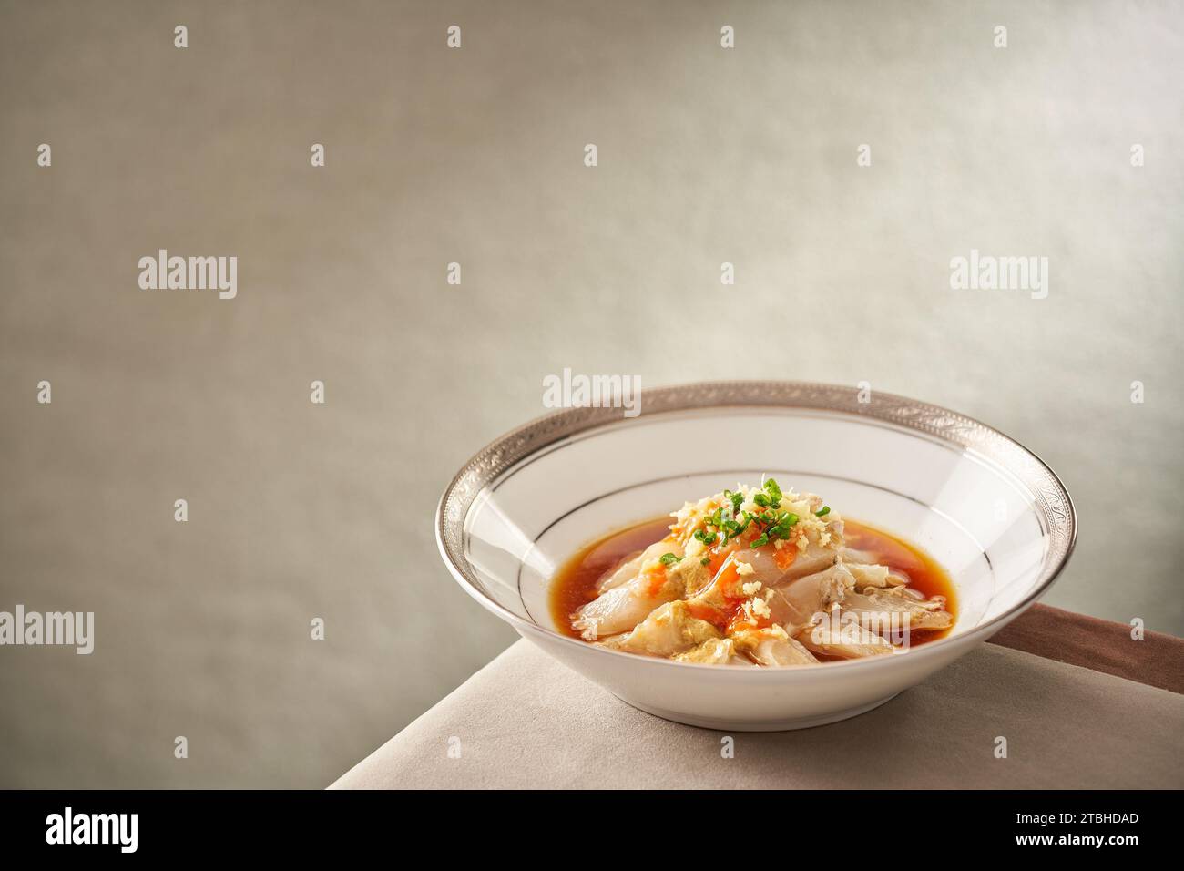 Liquor-Soaked Crabs on the plate，wine preserved crab,Marinated raw crab ...