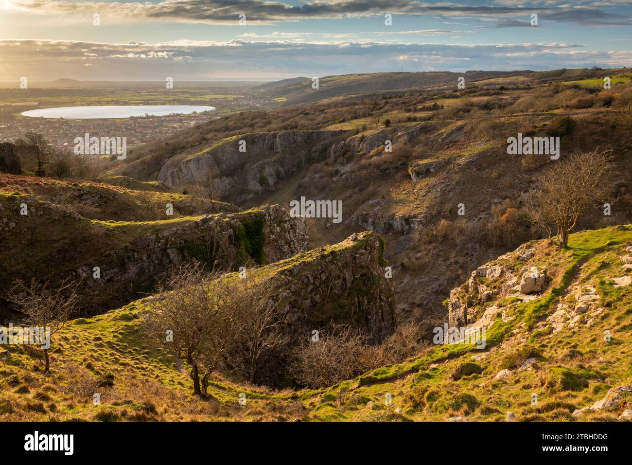 Cheddar gorge cheddar england hi-res stock photography and images - Alamy