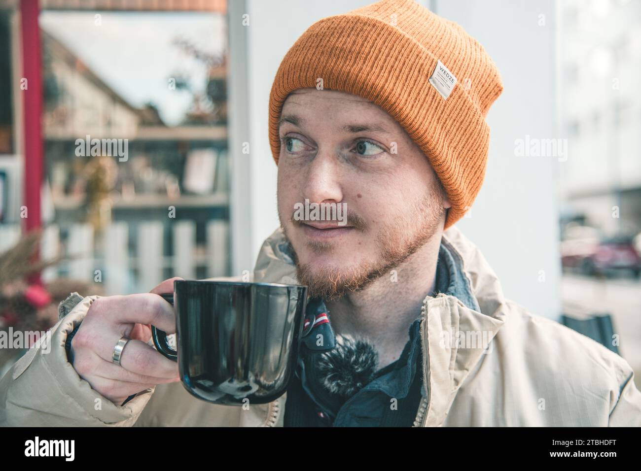 Expert photographer hi-res stock photography and images - Alamy