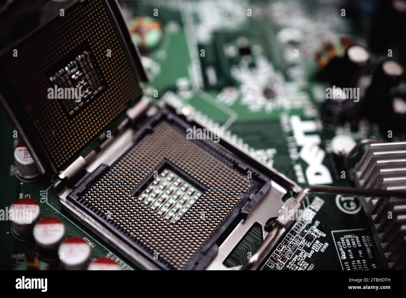 Michrochip, comptuer processor and motherboard, computer circuits and ...