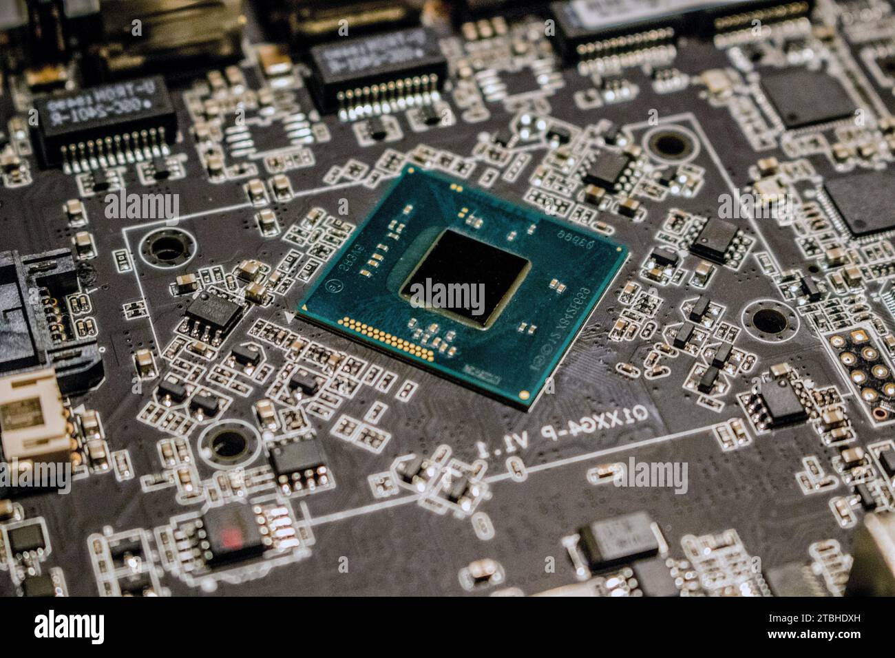 Michrochip, comptuer processor and motherboard, computer circuits and ...