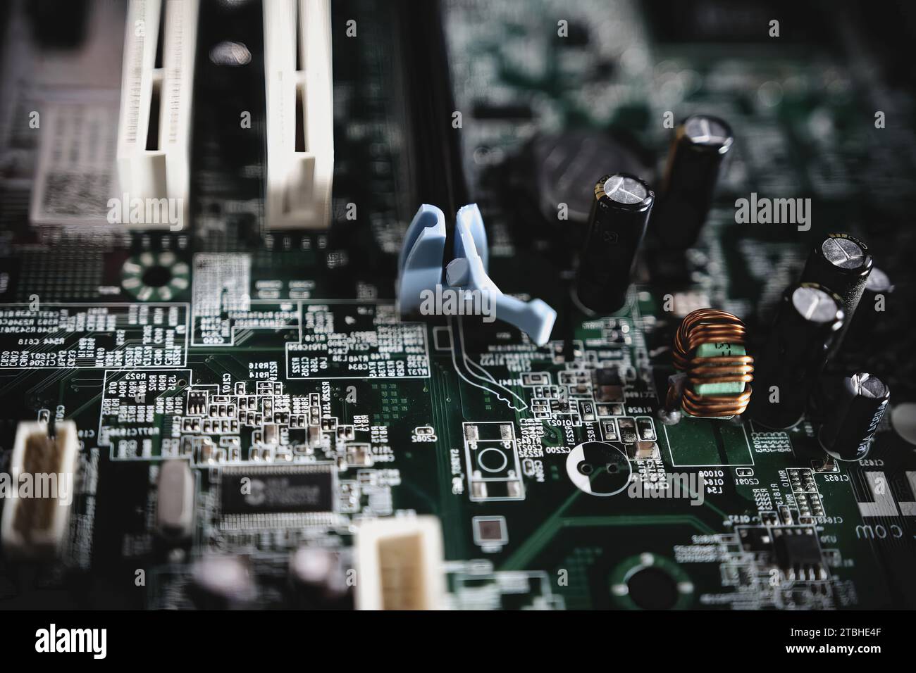 Michrochip, comptuer processor and motherboard, computer circuits and ...