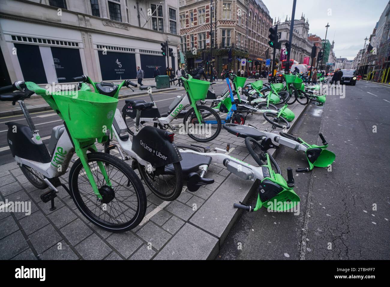 Lime bike 2023 london hi-res stock photography and images - Alamy