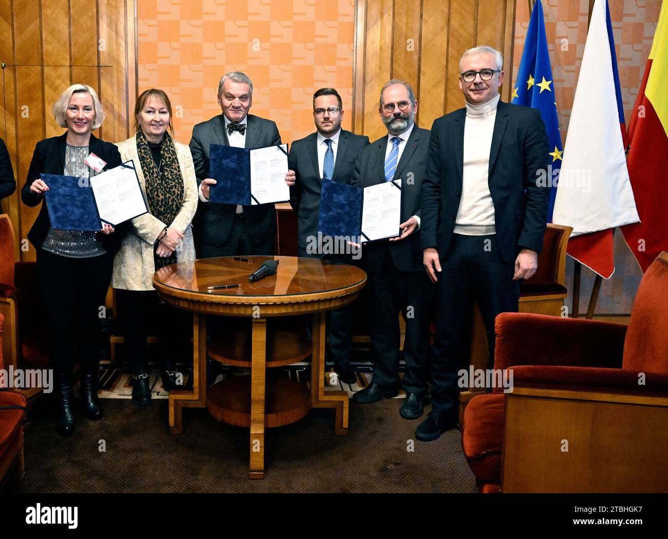 Signing of Prague Declaration initiated by Czech Association of Towns ...