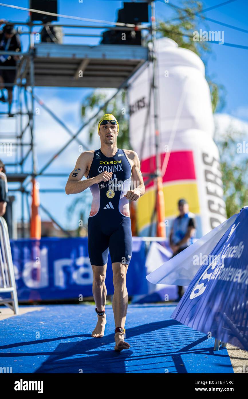 Dorian Coninx participating in Pontevedra in the 2023 World Triathlon ...