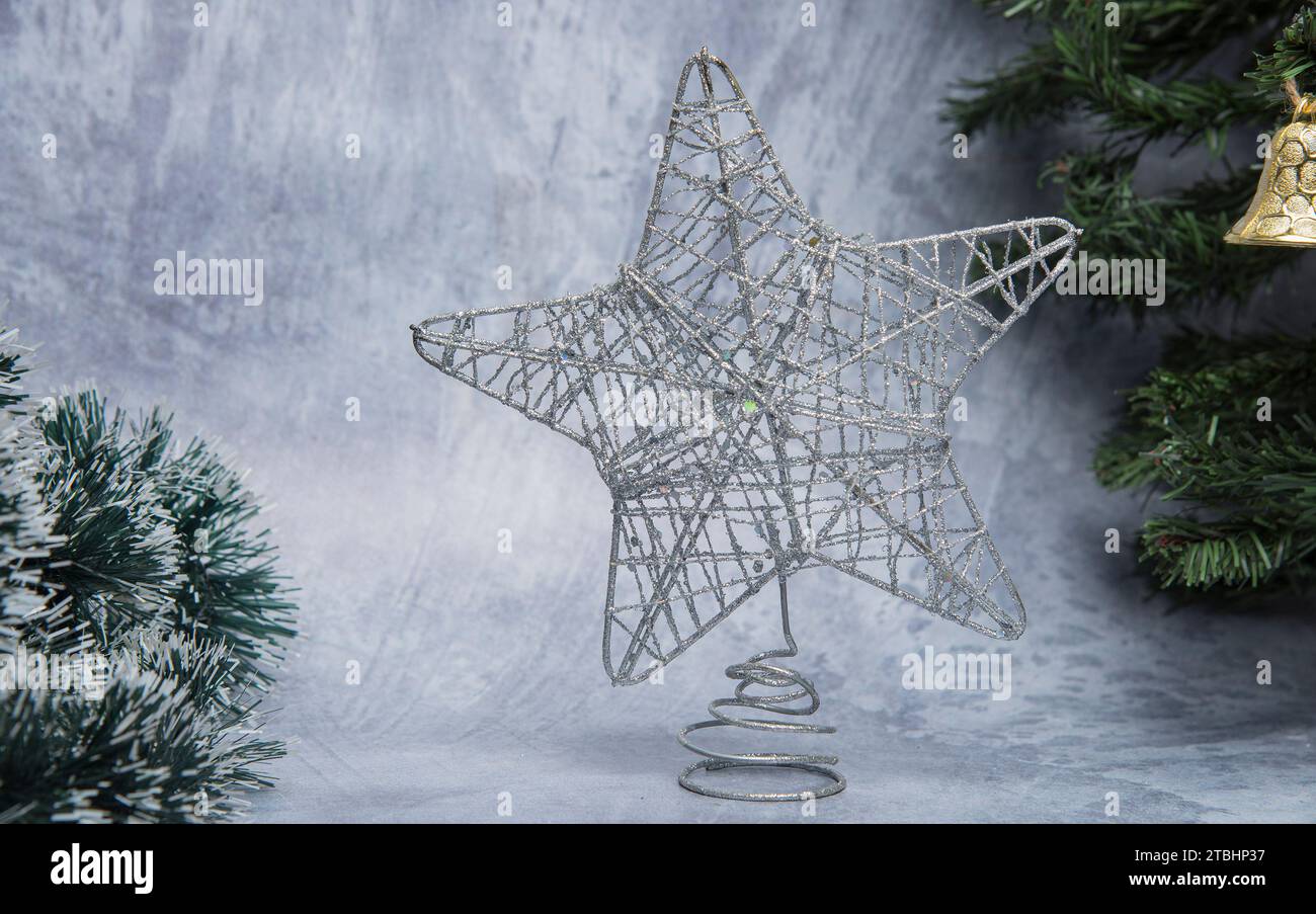 Metallic christmas tree star topper,made of silver metal wire.christmas ...