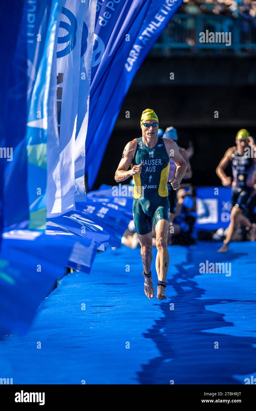 Matthew Hauser participating in Pontevedra in the 2023 World Triathlon ...