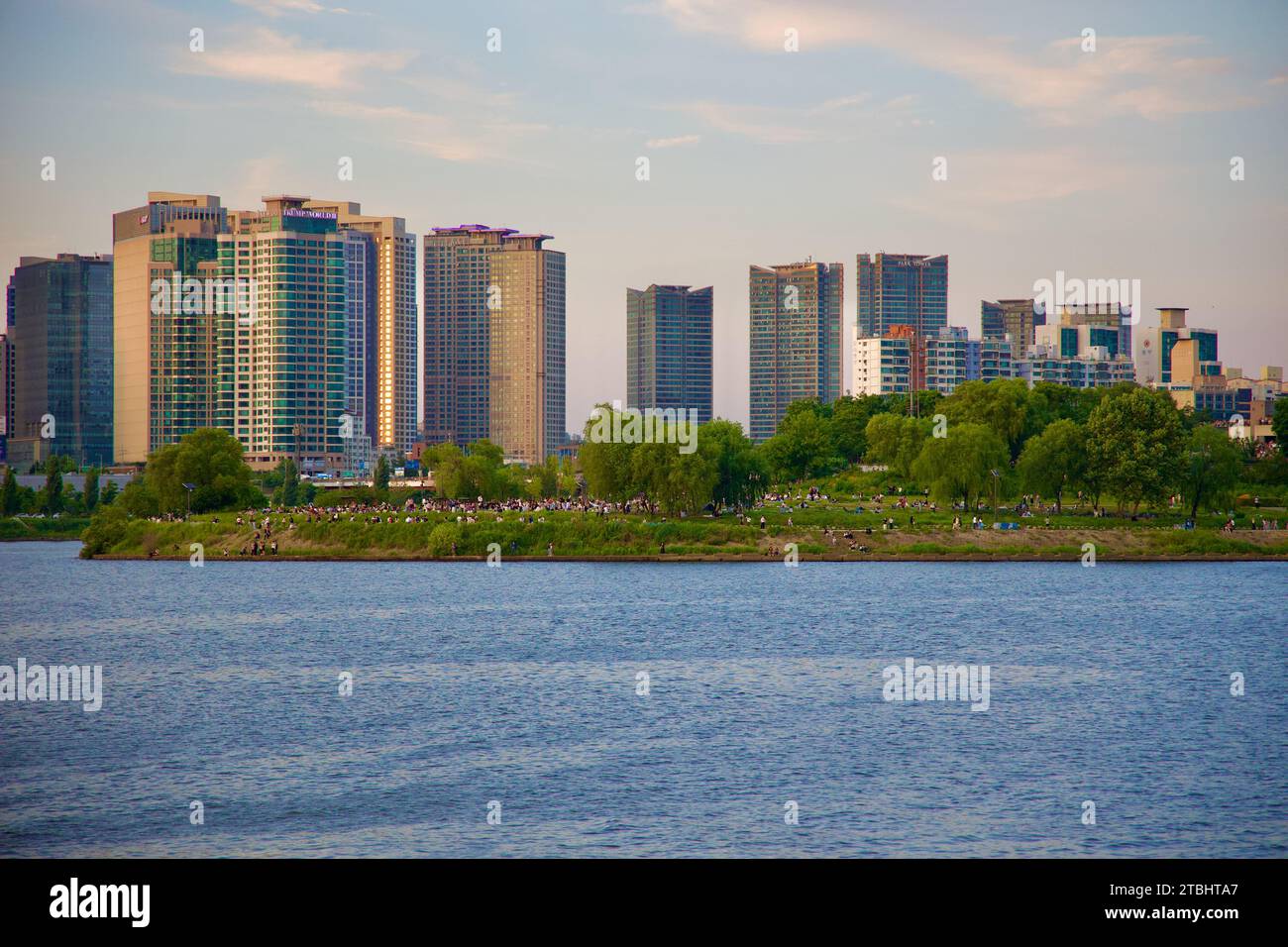 A picture of Nodeul Island near in the Han River in Seoul, South Korea ...