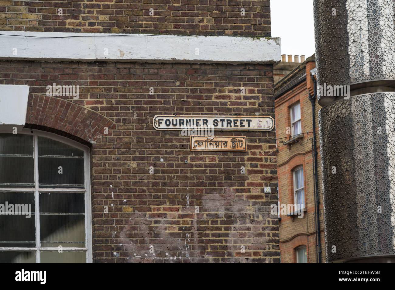 Fournier Street name plates in English and Bengali on side of building ...