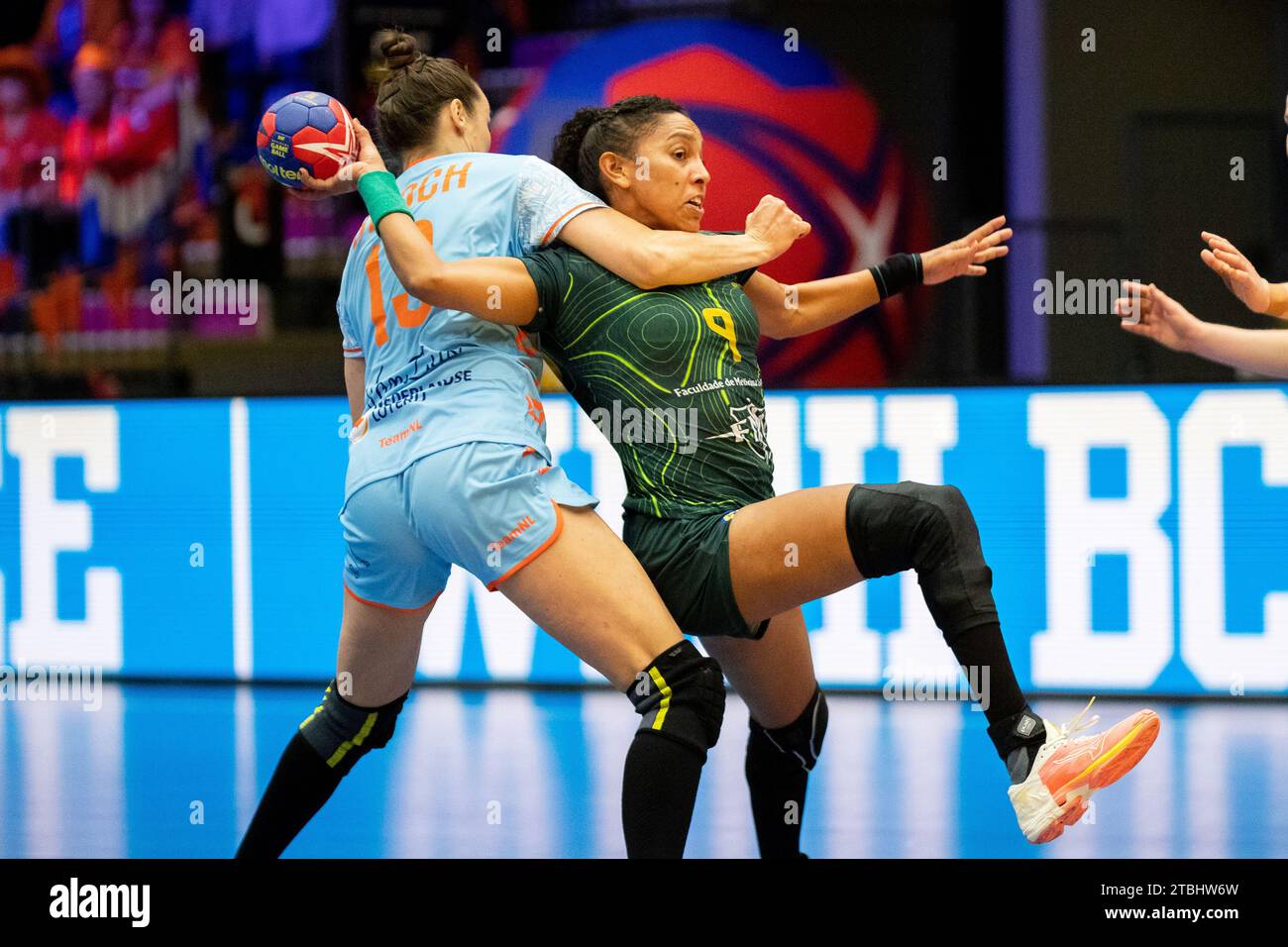 Frederikshavn, Denmark. 06th, December 2023. Ana Paula Belo (9) of ...