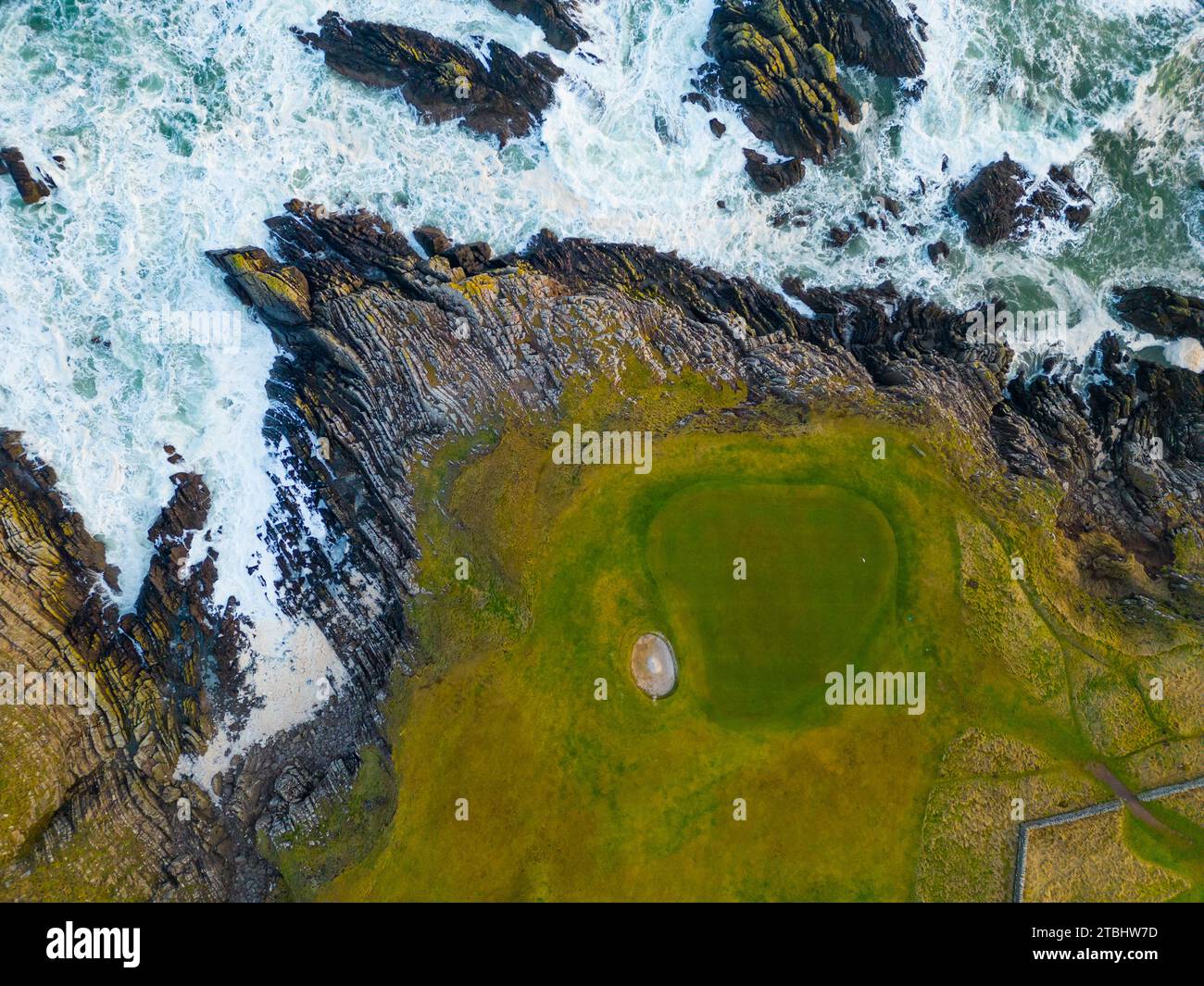 Aerial view of eyemouth golf course hi-res stock photography and images ...