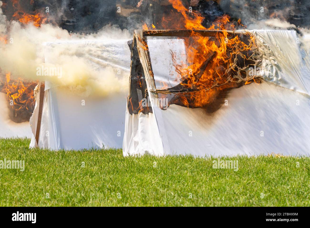 Burning smoke flame danger hi-res stock photography and images - Alamy
