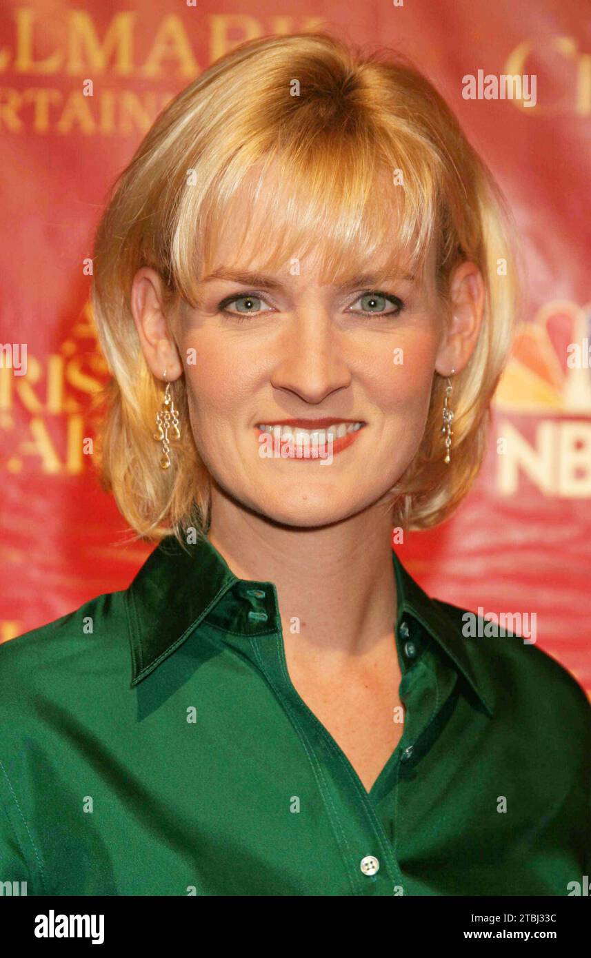 Carolyn Kepcher from "The Apprentice" attends the premiere of "Mona ...