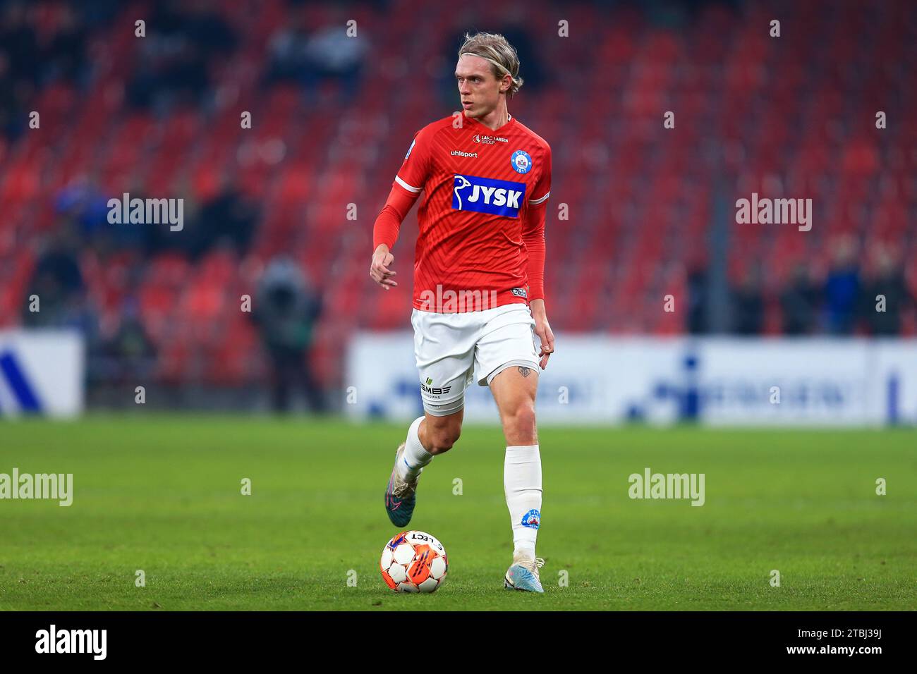 Copenhagen, Denmark. 06th Dec, 2023. Stefan Thordarson (8) of Silkeborg ...
