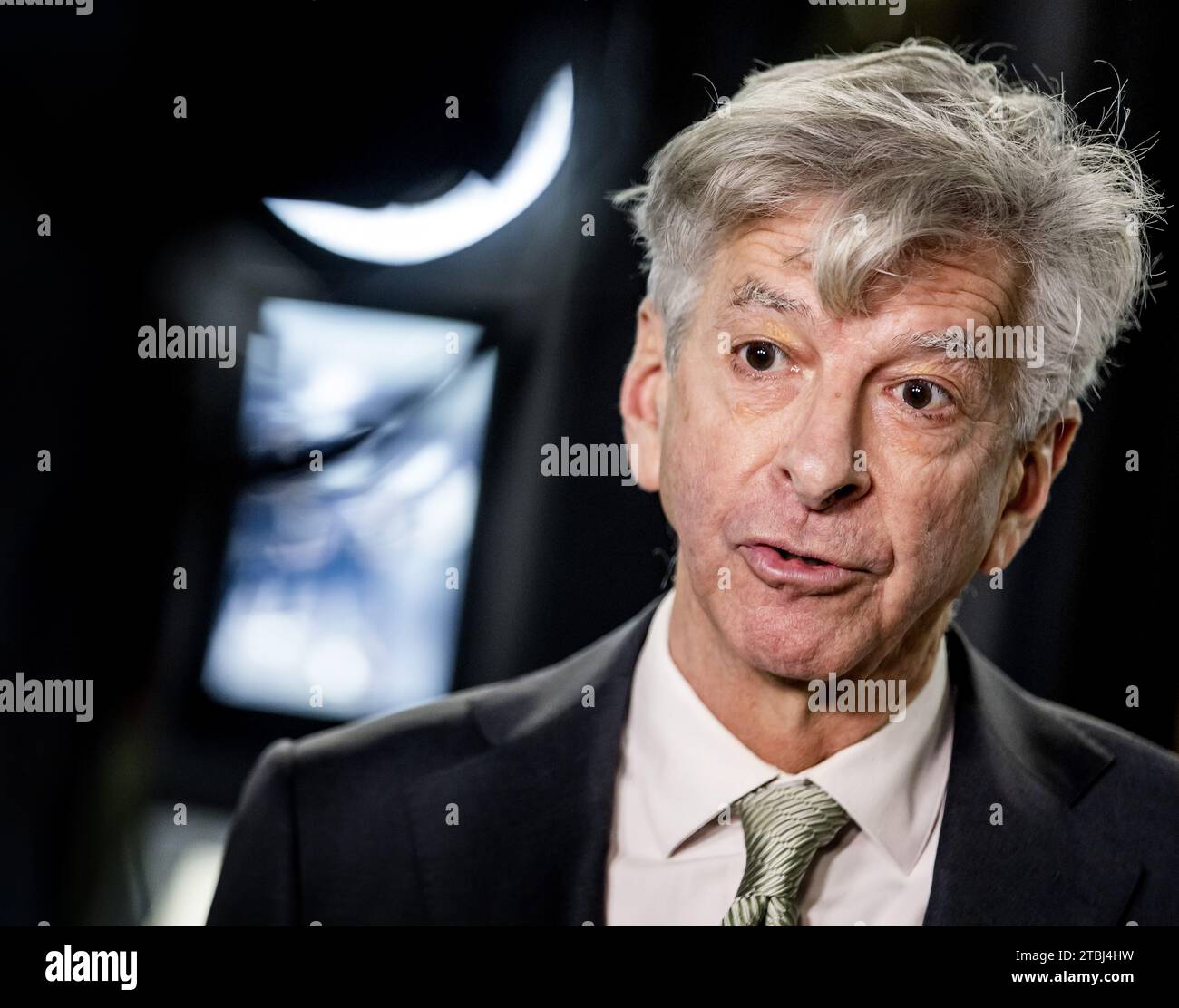 THE HAGUE - Scout Ronald Plasterk after discussions with party leaders ...