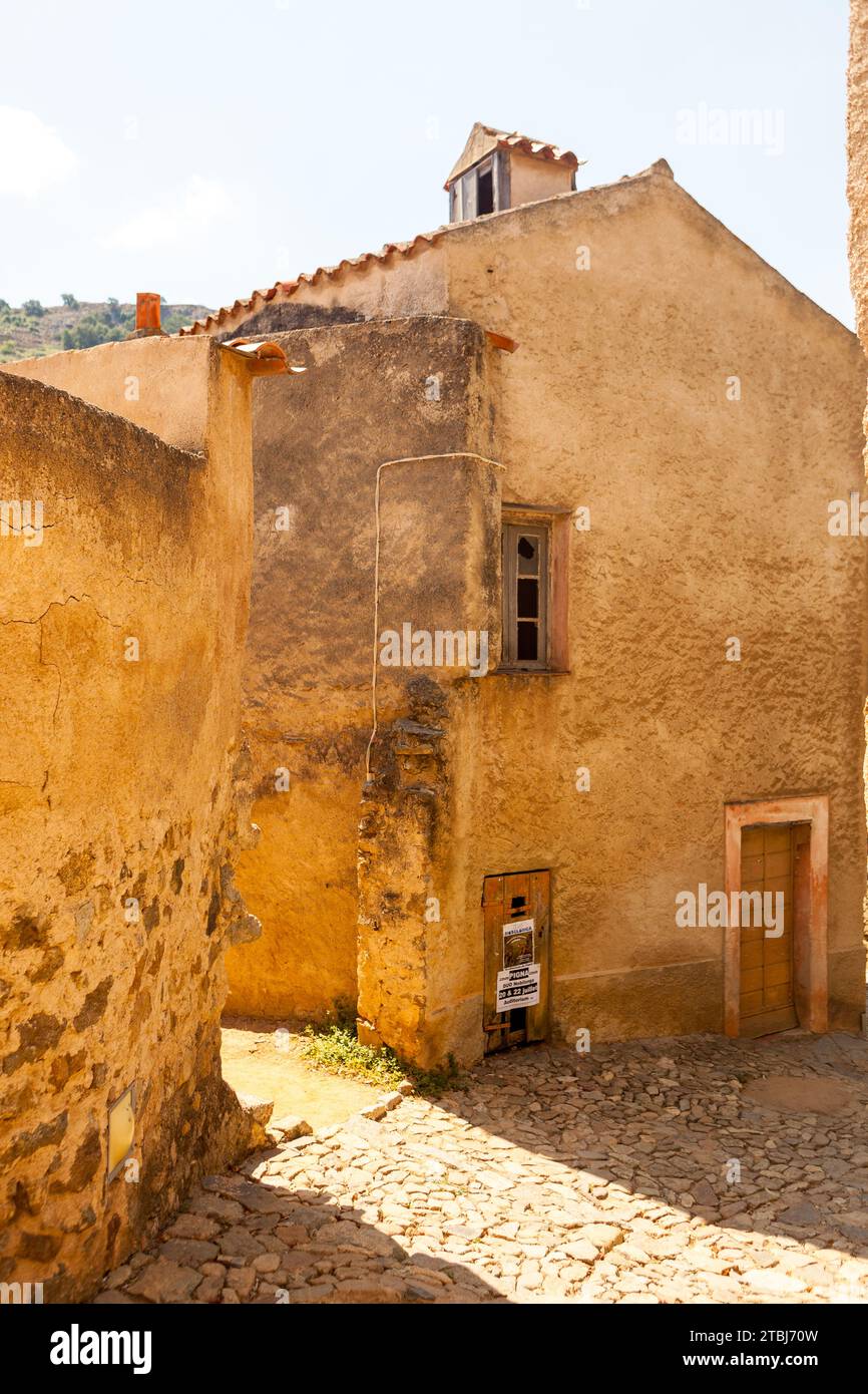 House in the village of Pigna, Balagne, Corsica, France Stock Photo - Alamy