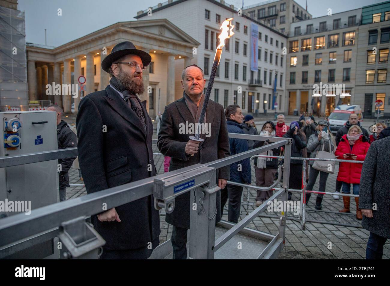 Berlin, Germany. 7th Dec, 2023. In a symbolic and heartwarming gesture ...