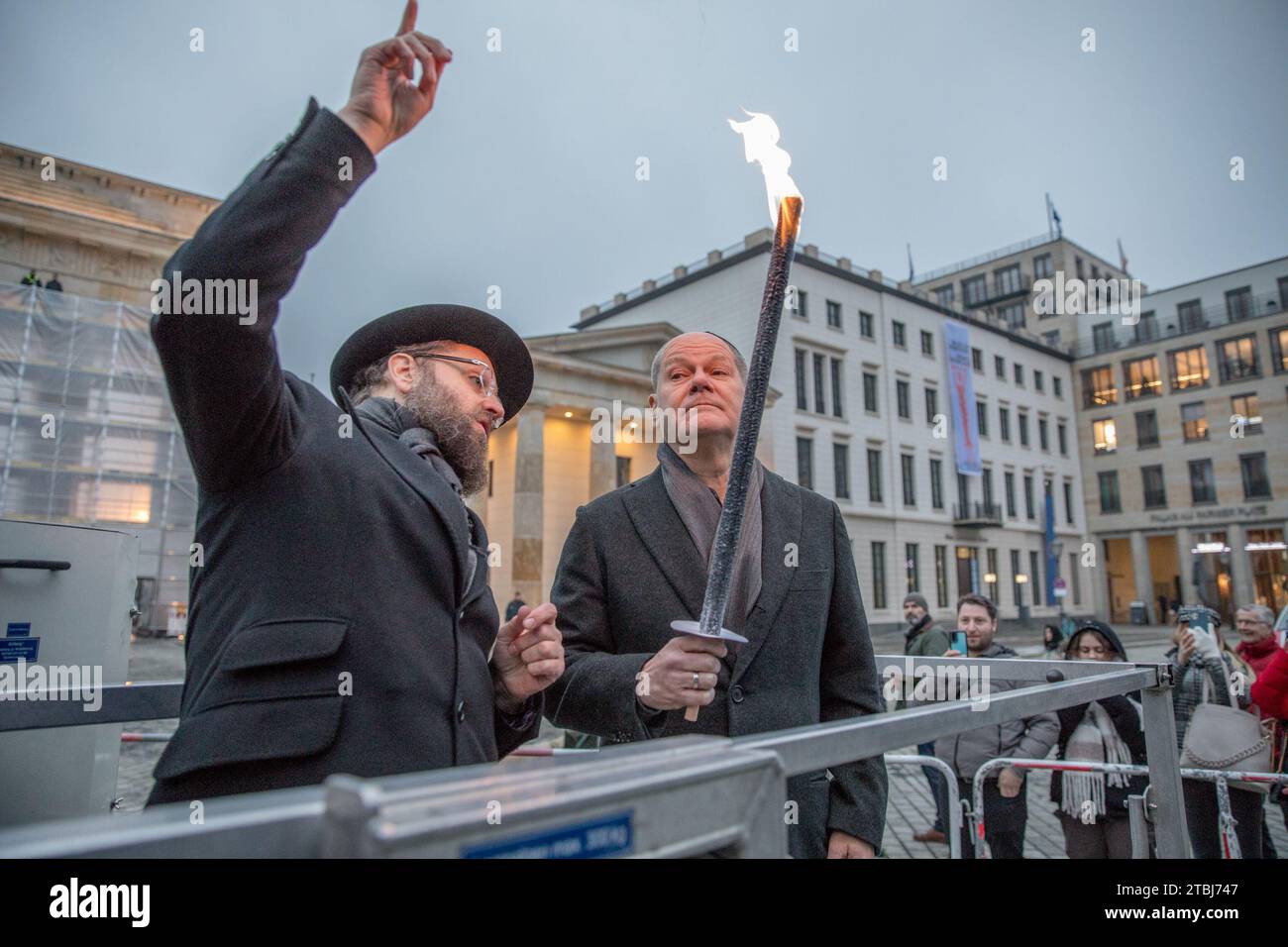 Berlin, Germany. 7th Dec, 2023. In a symbolic and heartwarming gesture ...