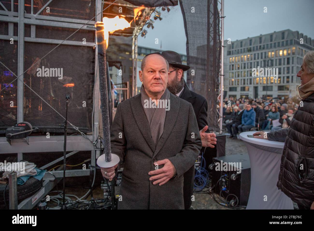 Berlin, Germany. 7th Dec, 2023. In a symbolic and heartwarming gesture ...