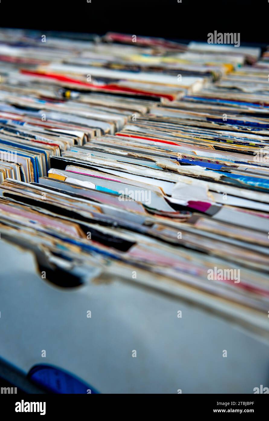 Detail of a collection of seven inch vinyl records Stock Photo - Alamy