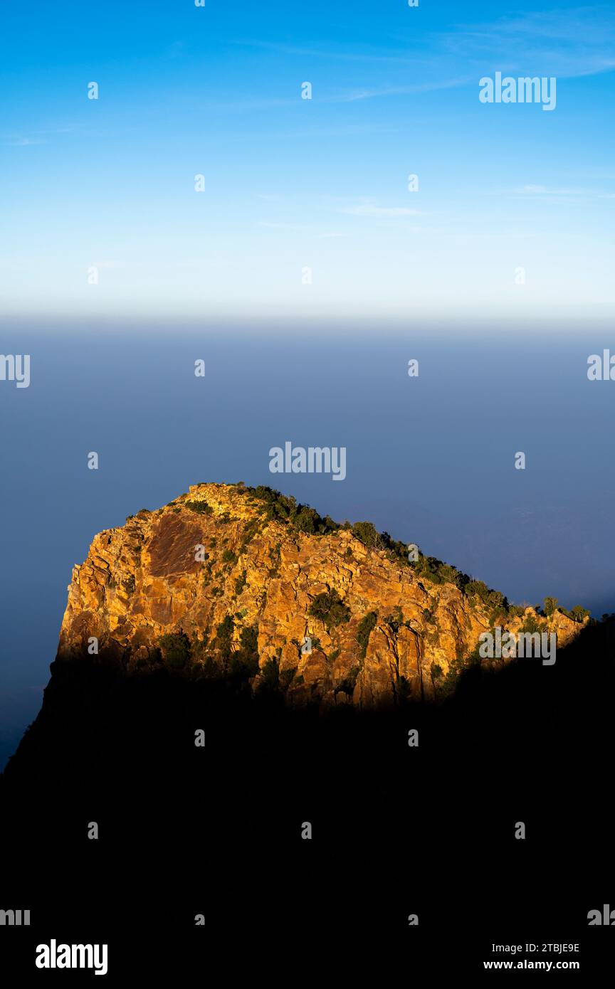 Discover the beauty of Saudi Arabia. Extraordinary landscape of the ...