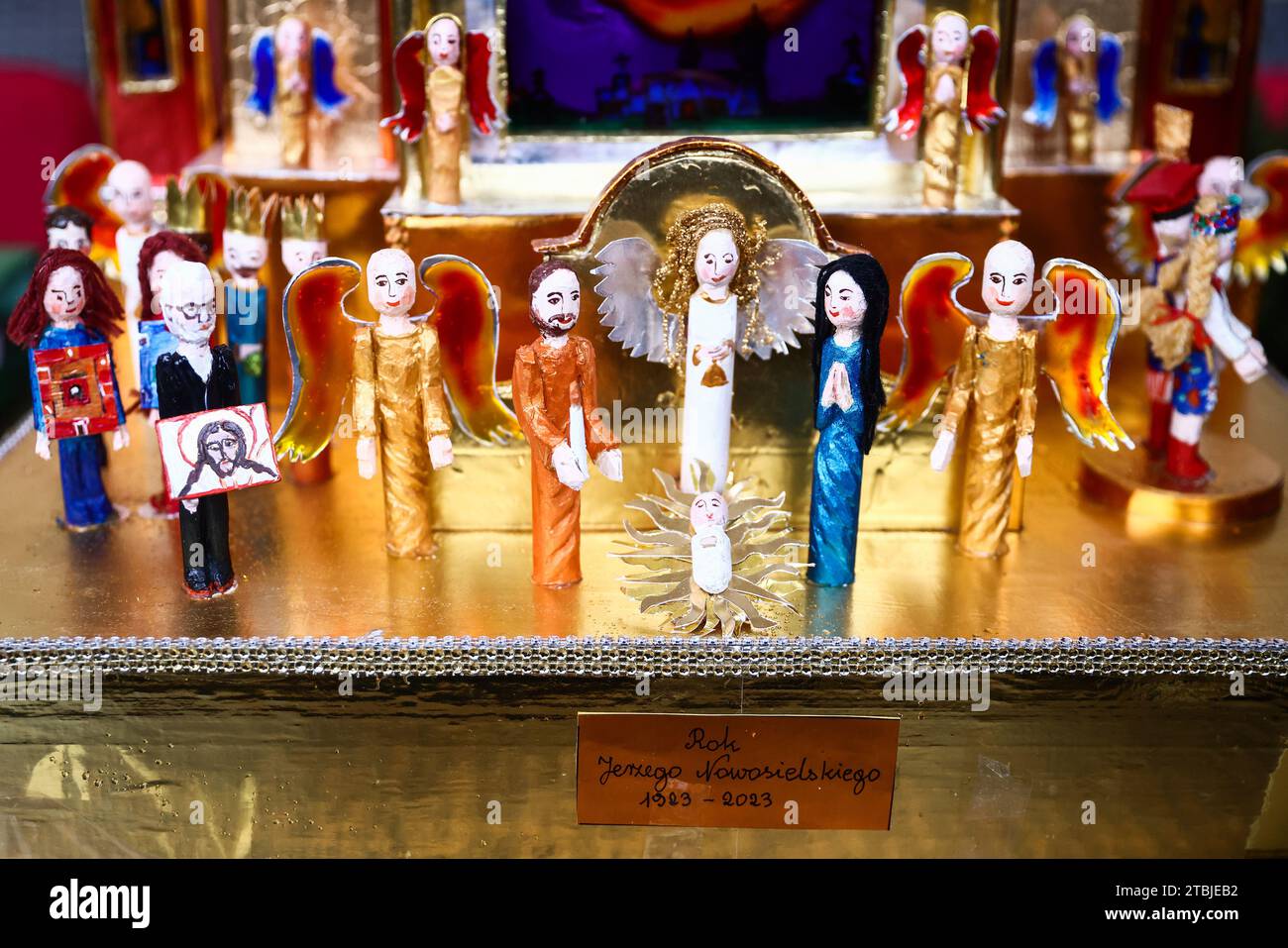 Krakow, Poland. 7th Dec, 2023. Traditional nativity scene crafts are ...