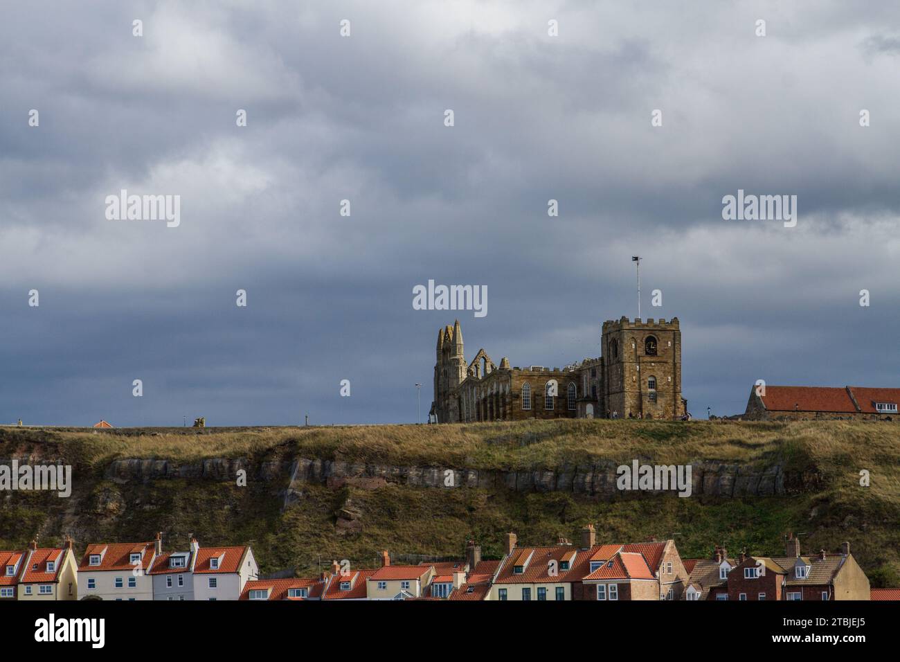 Views towards Whitby Abbey, Whitby Stock Photo - Alamy