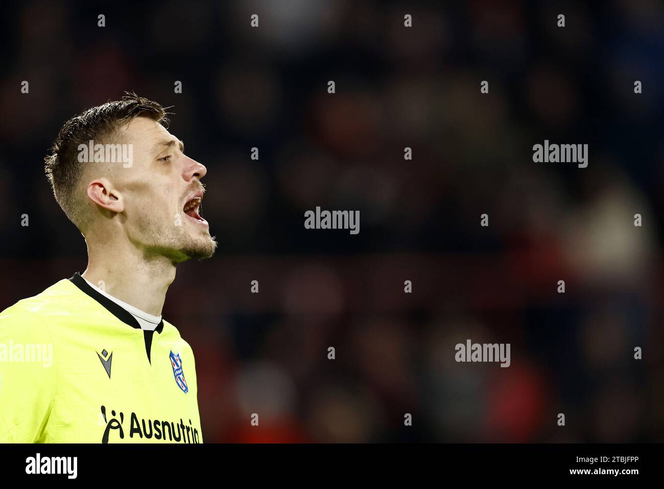 EINDHOVEN - SC Heerenveen goalkeeper Andries Noppert during the Dutch ...